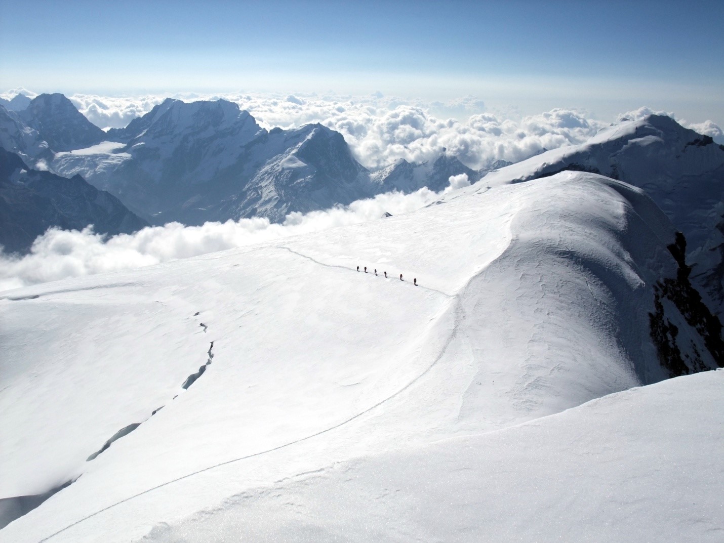 Why is Mera Peak the Best Peak for First-Time Climbers in Nepal ...